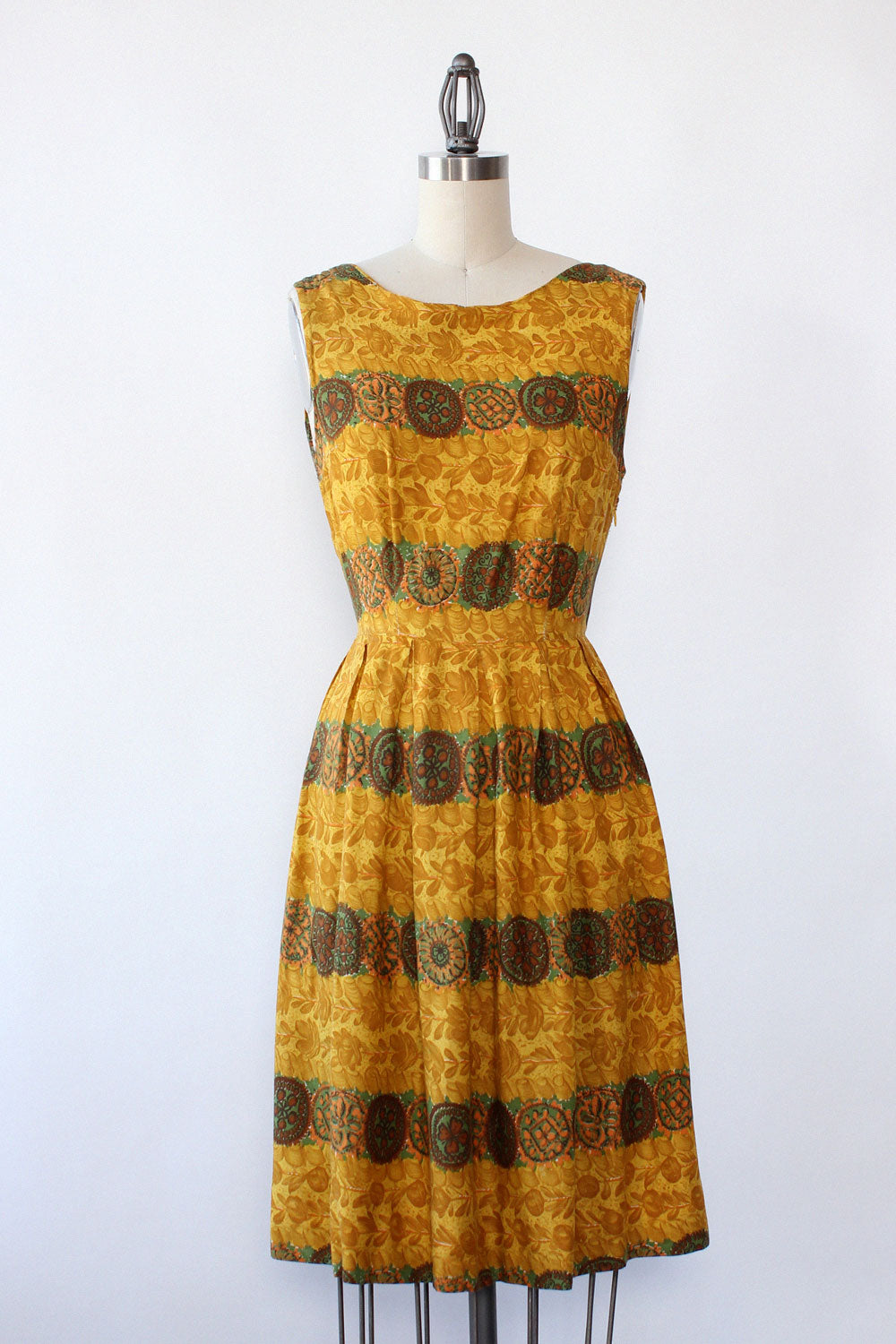 Marigold Pinwheel Dress XS/S – OMNIA