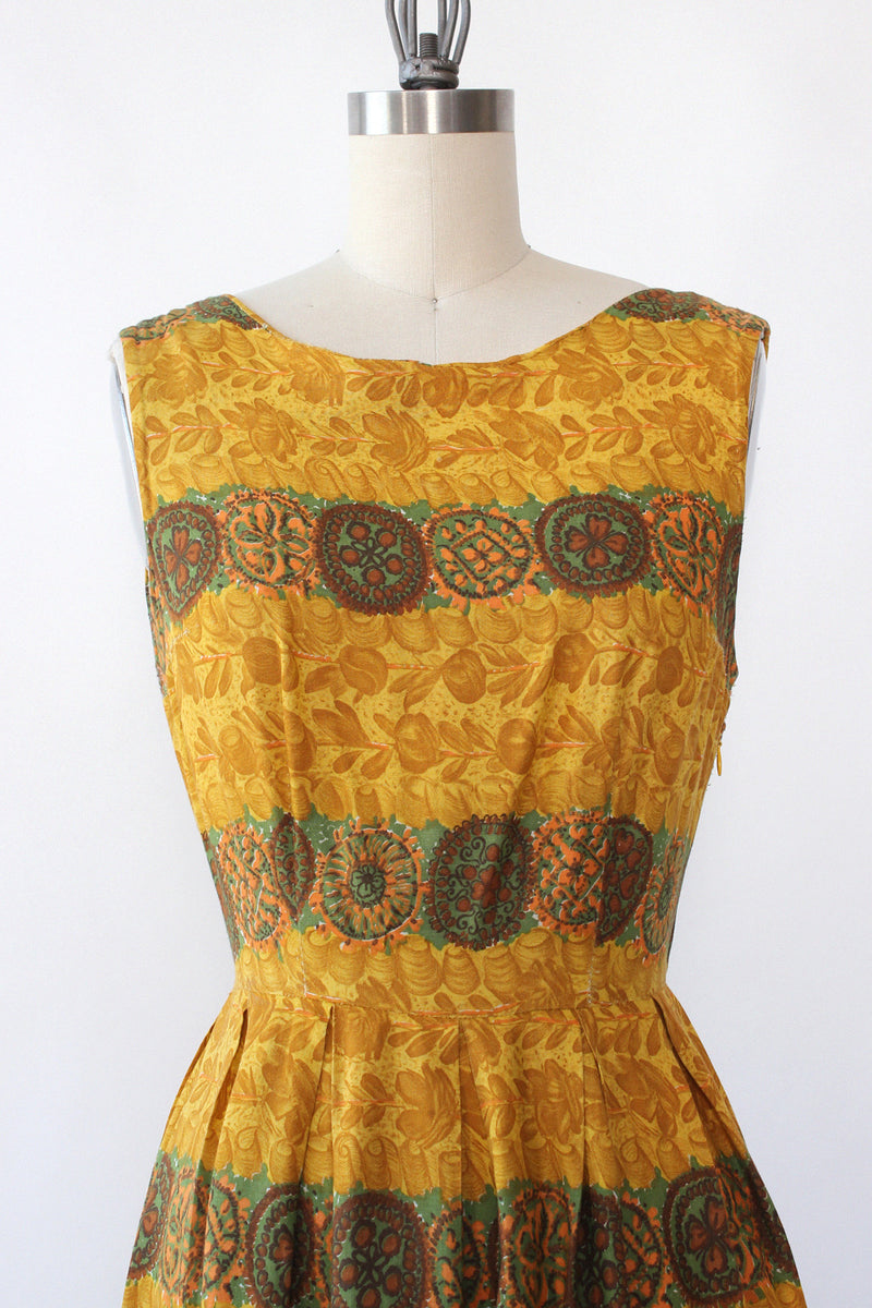 Marigold Pinwheel Dress XS/S – OMNIA