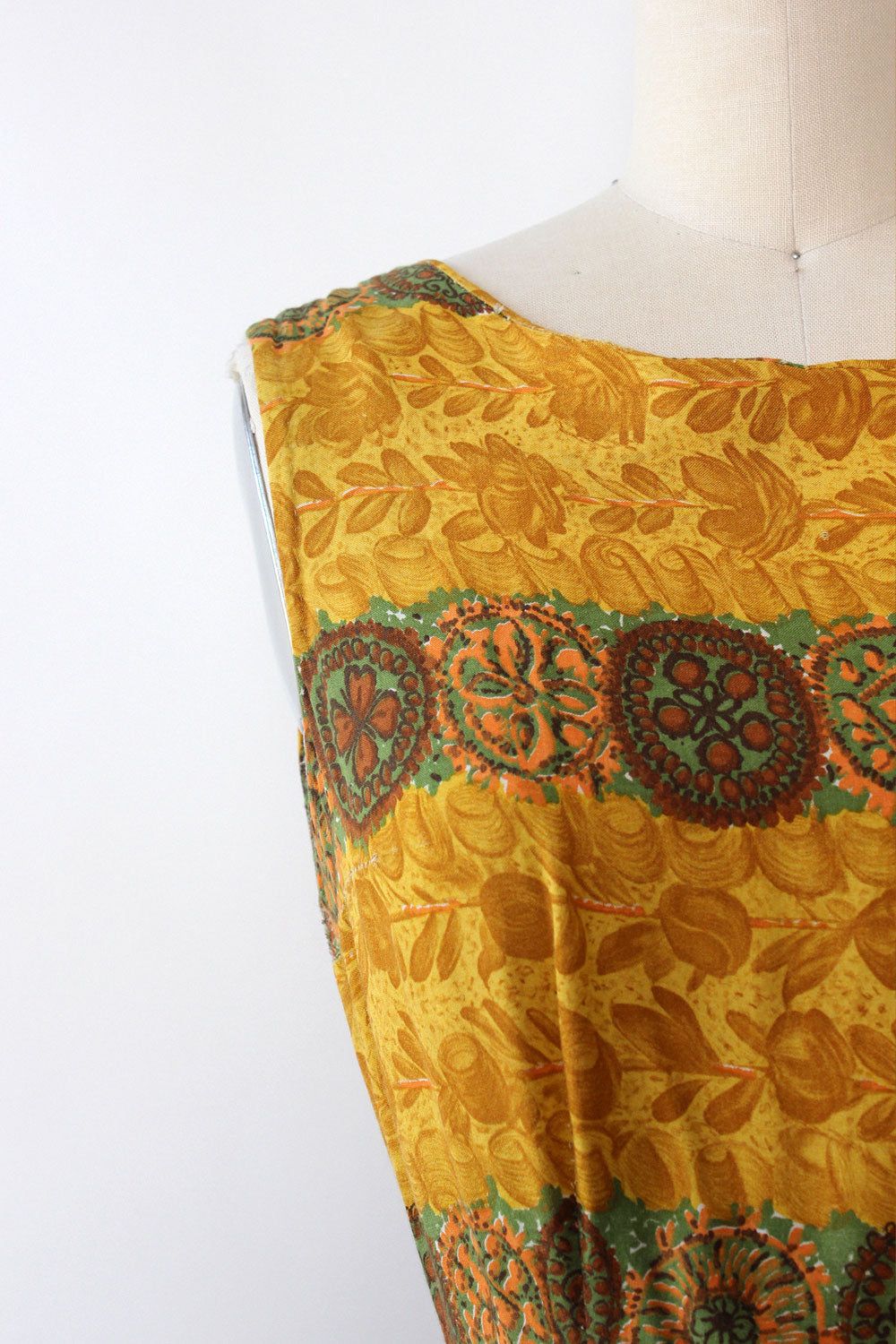 Marigold Pinwheel Dress XS/S – OMNIA