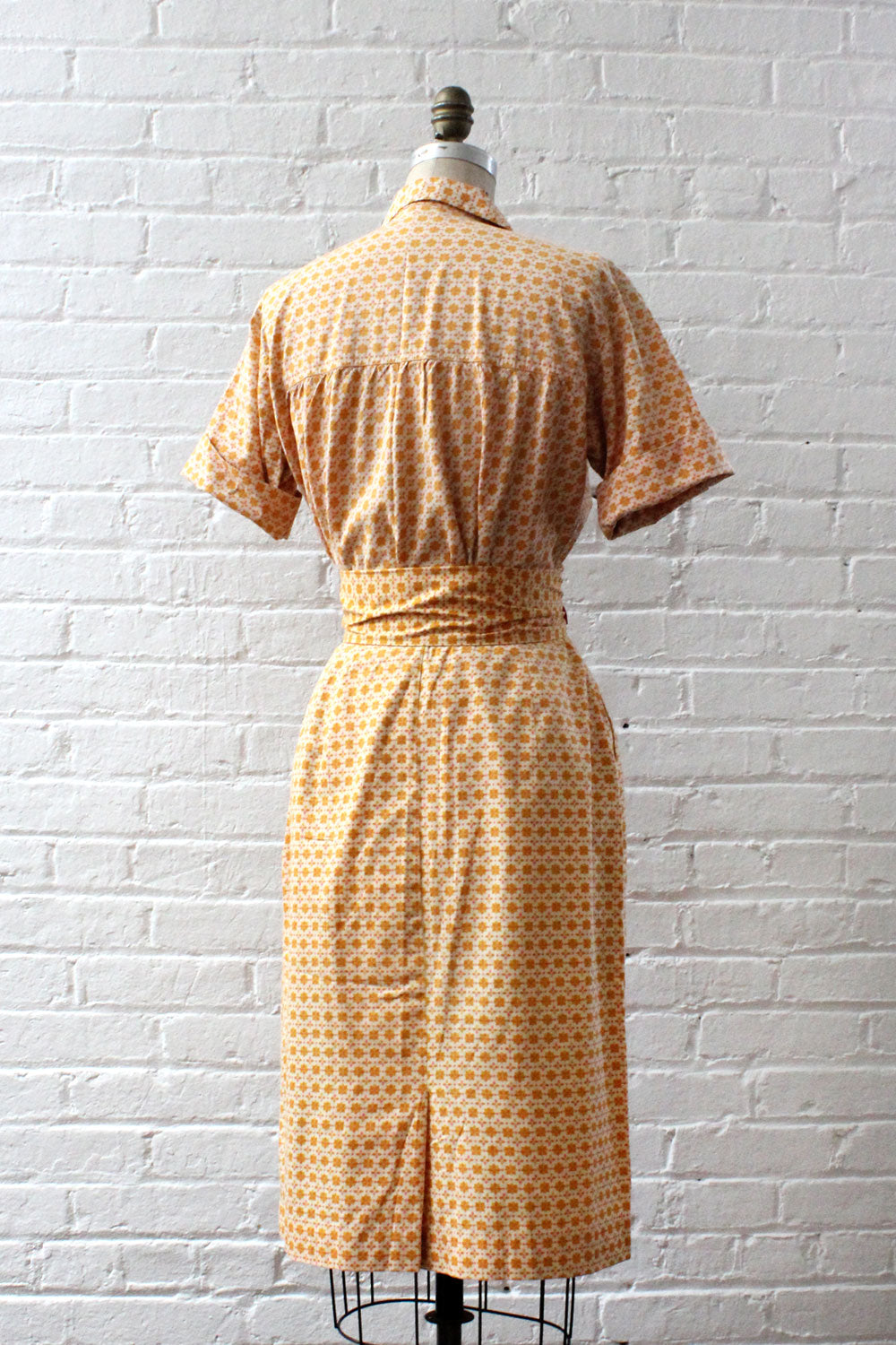 Pinwheel Print Belted Ensemble S – OMNIA